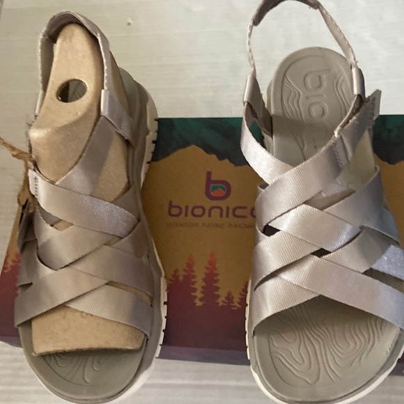 Bionica | Shoes | Bionics Napa Sandals | Poshmark